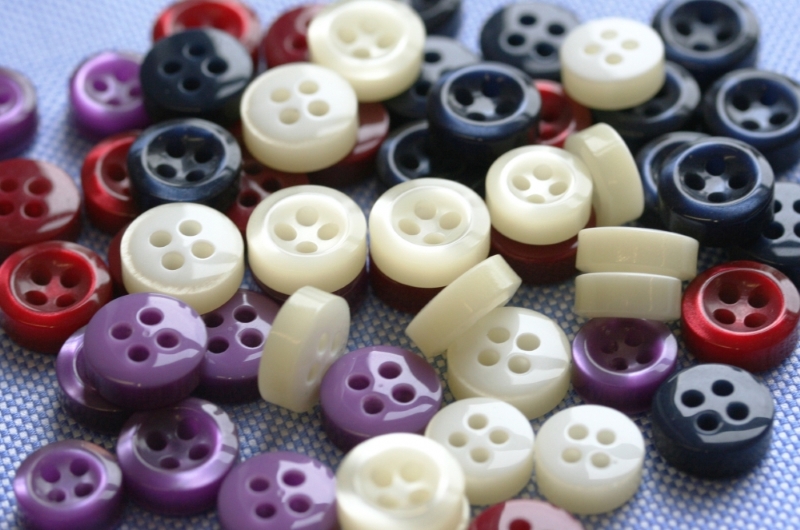 Product Details: Pearl Buttons